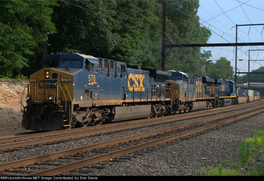 CSX CW44AH 578 leads Q034-24